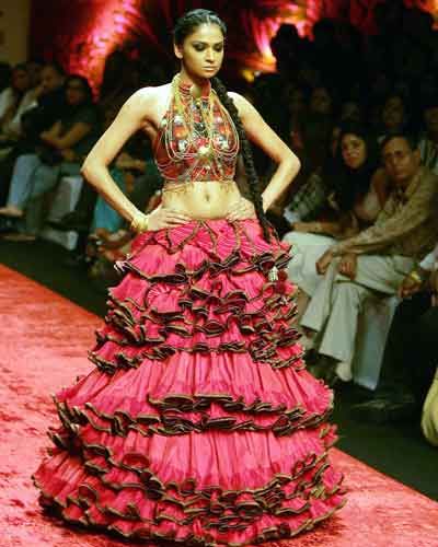 Jj Valaya - Fashion Designer Profile