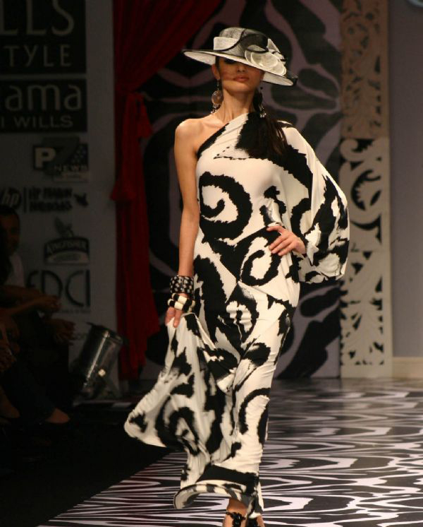 Ritu Beri - Fashion Designer Profile