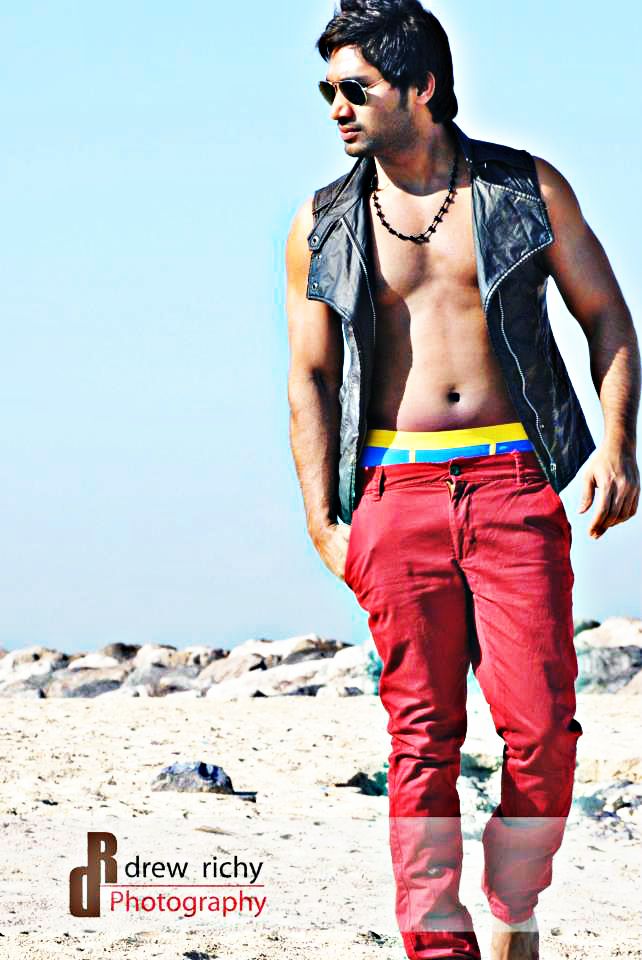 Shakeer Model from Dubai - United Arab Emirates, Male Model Portfolio